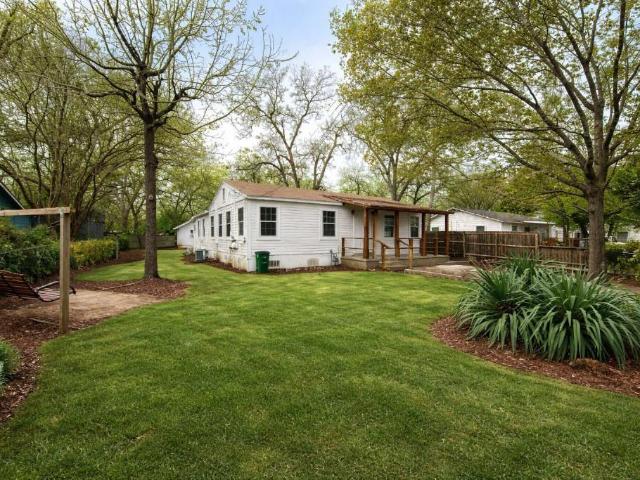 4611 Milburn Ln