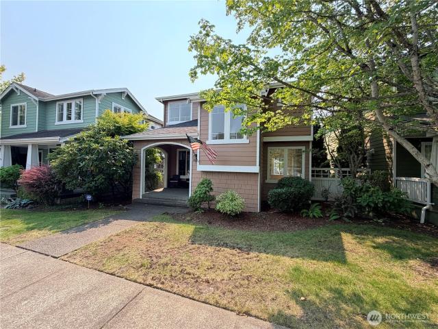 4611 NE 5th Place