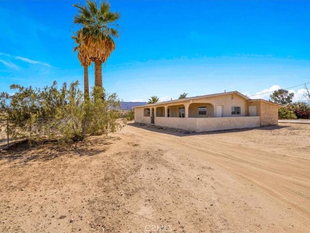 4611 Oasis Ave, Twentynine Palms, CA 92277 | MLS #JT26072