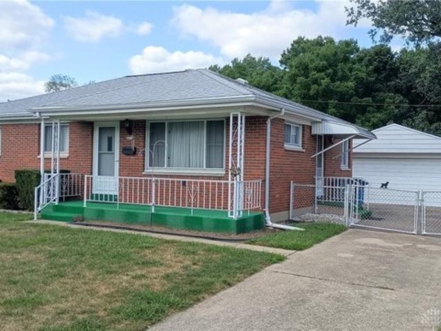 4611 Amesborough Rd, Dayton, OH 45420
