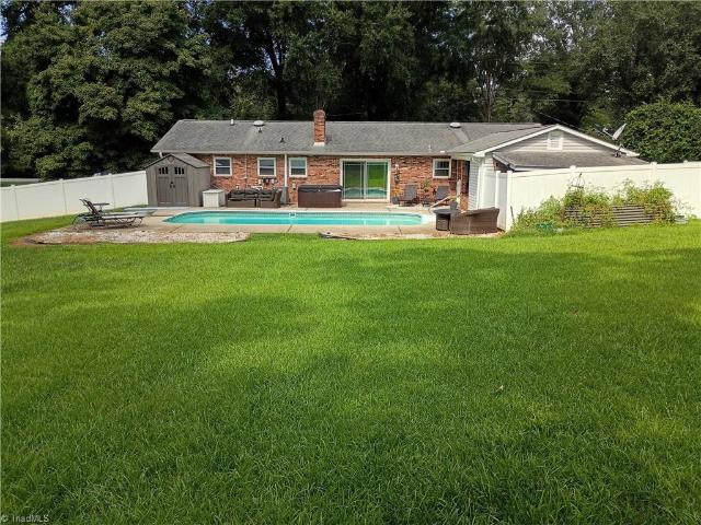 4611 Bridle Path