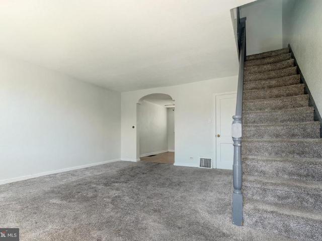 4611 Hartel Avenue