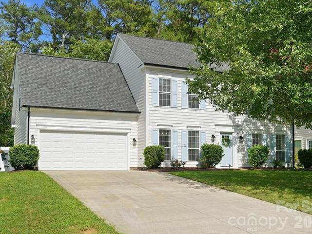 4611 Rock Stream Dr, Charlotte, NC 28269