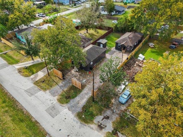 4611 W Hunting St, Houston, TX 77026