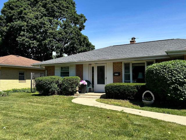 4612 Newcastle Roads