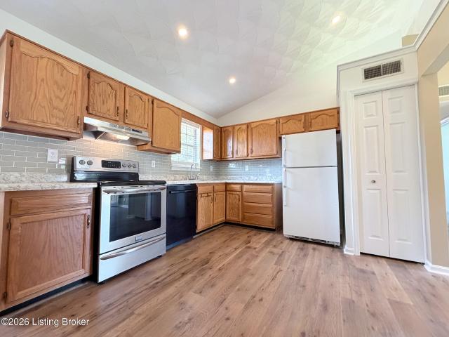 4613 Braves Ln
