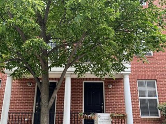 4613 Dillon St, Baltimore, MD 21224