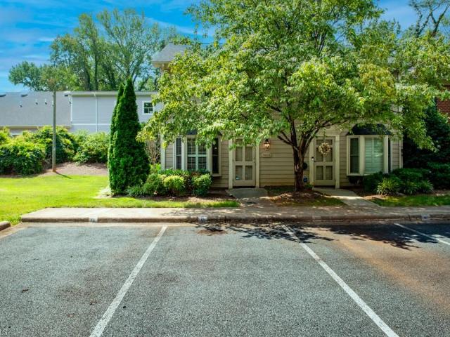 4613 Lawndale Drive
