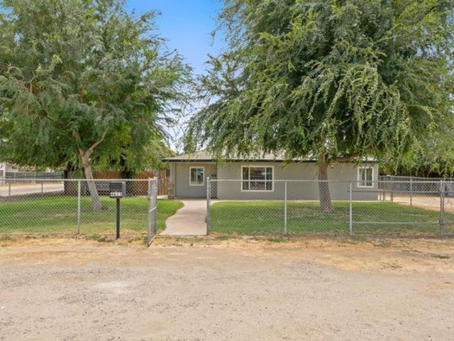 4613 W Andrews Ave, Fresno, CA 93722