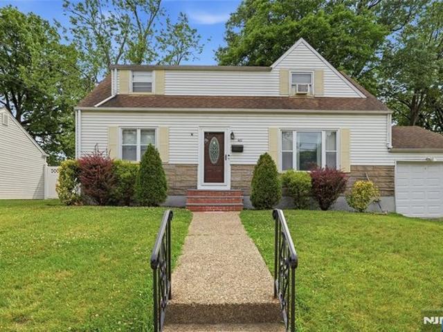 461 Crestwood Ave, Hackensack, NJ 07601