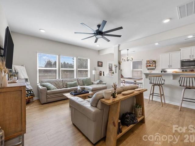 461 Brannon Meadows Dr, York, SC 29745