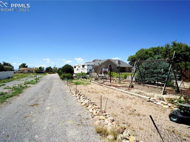 461 E Fredonia Dr, Pueblo, CO 81007 | MLS #6633