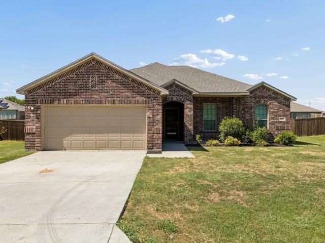 461 Kerens St, Nevada, TX 75173