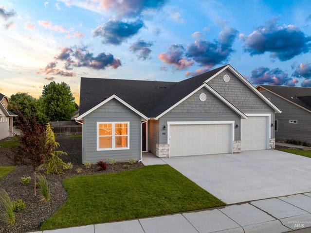 461 Hidden Mill Ct, Middleton, ID 83644