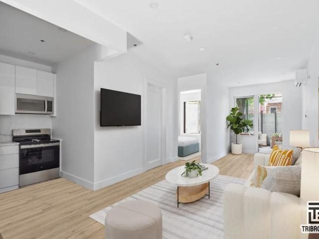 461 Lexington Avenue 1L