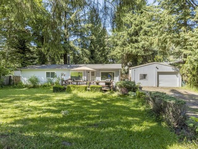 461 N Deerlane Dr, Otis, OR 97368