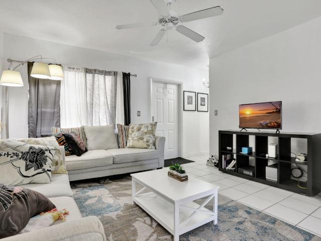 461 NW 76th Ave, Unit 205, Margate, FL 33063 | MLS #B26024 | Compass