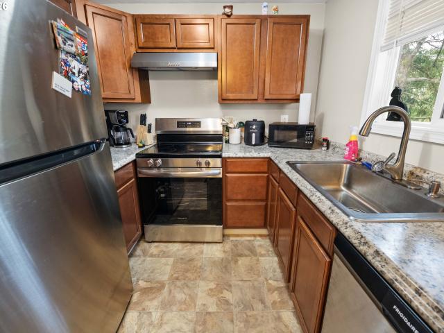 461 S Downing St, Seaside, OR 97138 | MLS #360988
