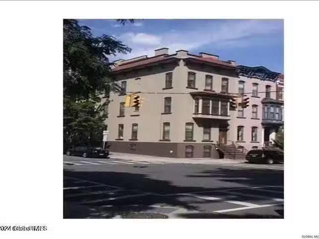 461 State Street, 3F, Albany, NY 12203