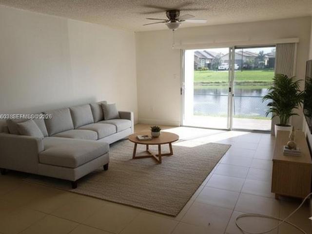 461 SW 113th Way Unit 461, Pembroke Pines, FL 33025