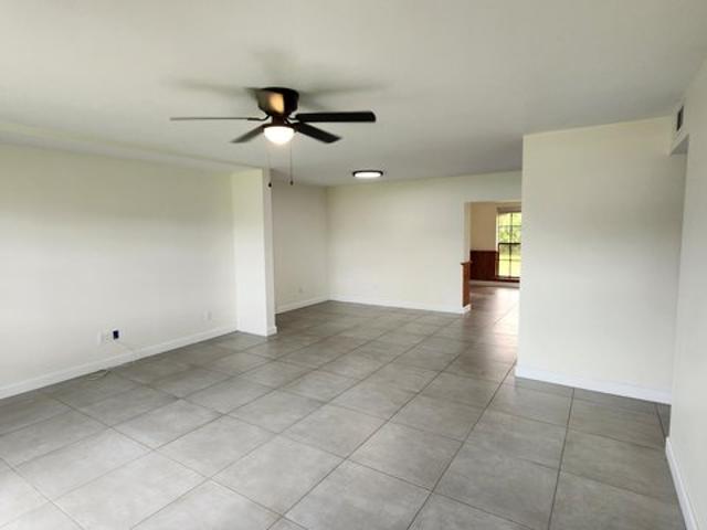 461 SW Buxton Ave, Port Saint Lucie, FL 34983