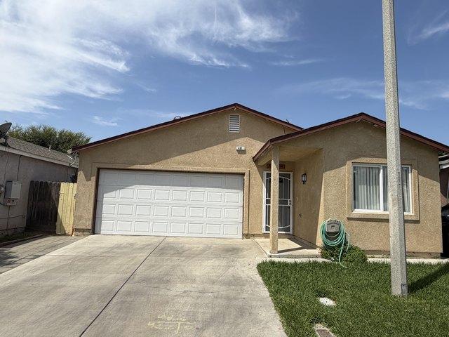461 Rio Bonito St, Porterville, CA 93257