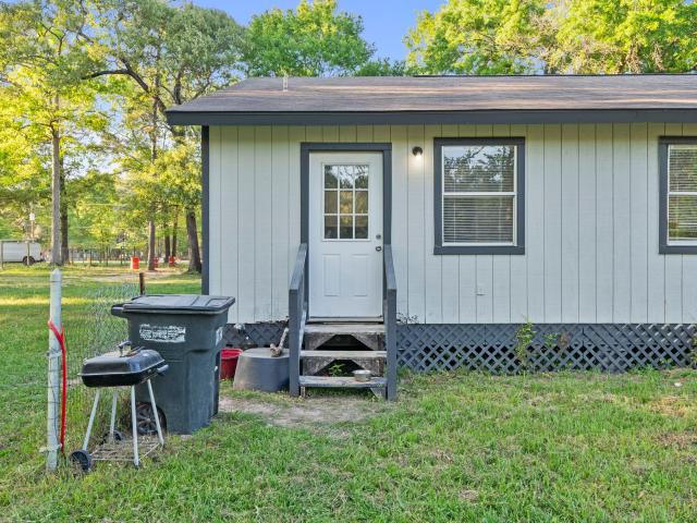 461 Trails End Dr, Cleveland, TX 77328 | MLS #1020