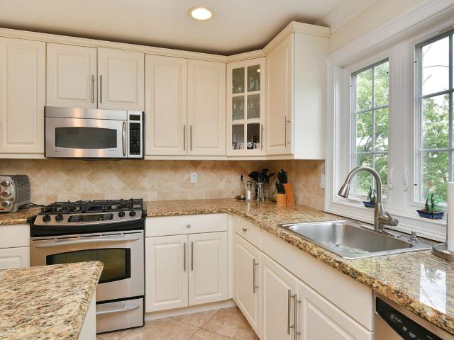 461B 5th, Palisades Park, US, NJ