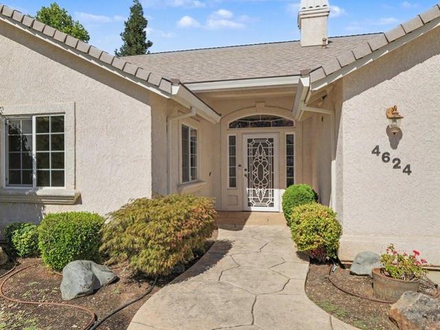 4624 Columbine Dr, Redding, CA 96002