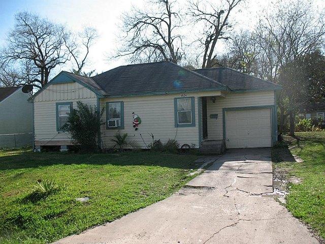 4624 Kingsbury St, Houston, TX 77021