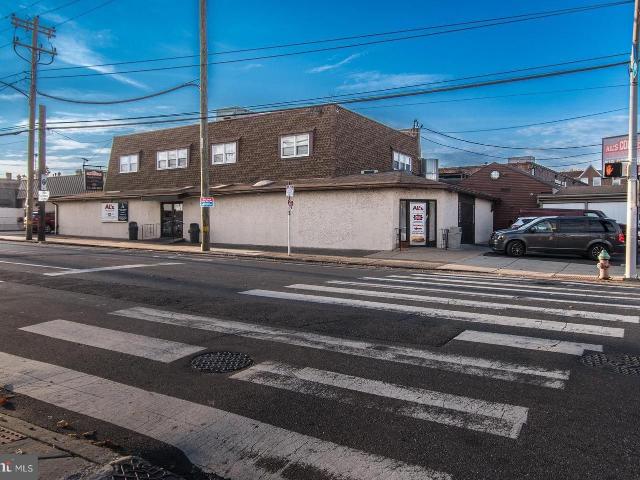 4624 Rhawn St, Philadelphia, PA