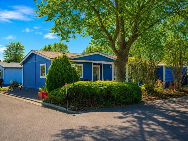 4624 S Pacific Hwy Unit 17, Phoenix, OR 97535