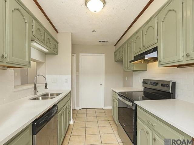 4625 Parkoaks Dr Apt 33, Baton Rouge, LA 70816