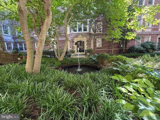 4625 Pine Street # F102