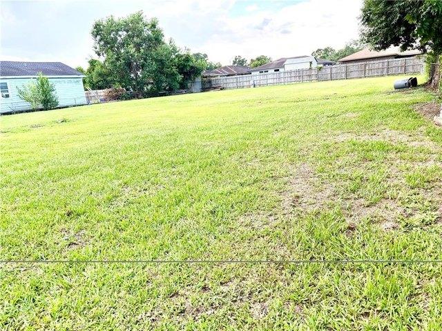 4626 Majestic Oaks Dr Lot 14 15, New Orleans, LA 70126