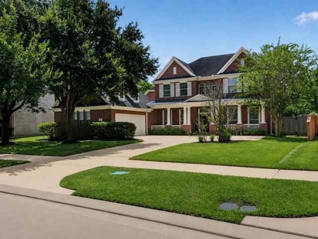 4627 Lake Knoll Ct, Sugar Land, TX 77479