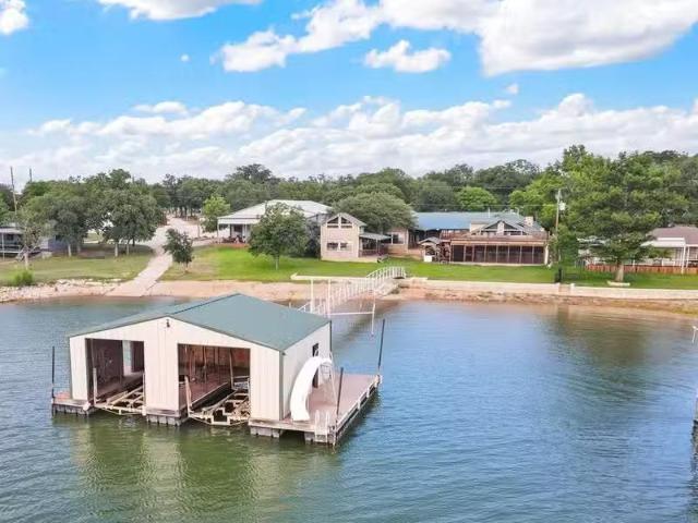 4627 Rose Ln, Possum Kingdom Lake, TX 76450