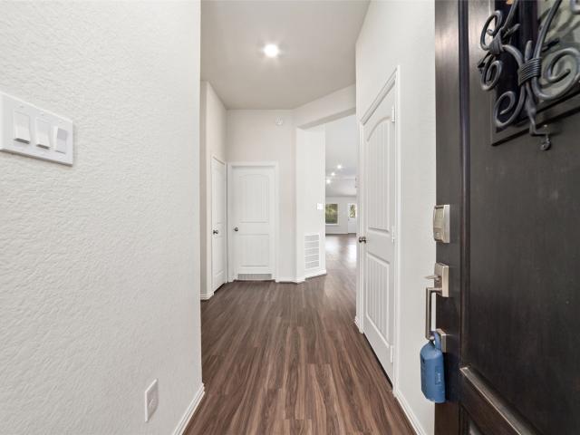 4627 Sequoia Echo Dr