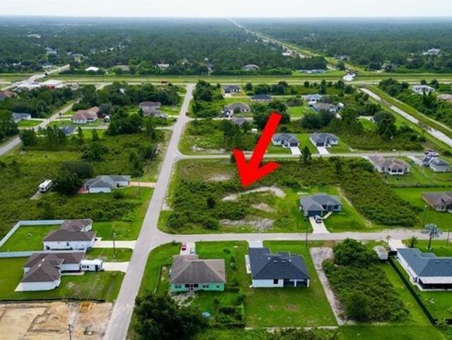 4628 and 4630 Dora Ave N, Lehigh Acres, FL 33971