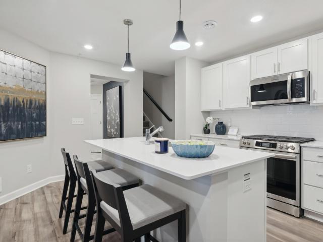 4628 th Street W