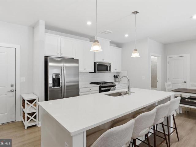 46294 Mount Milstead Terrace # 103