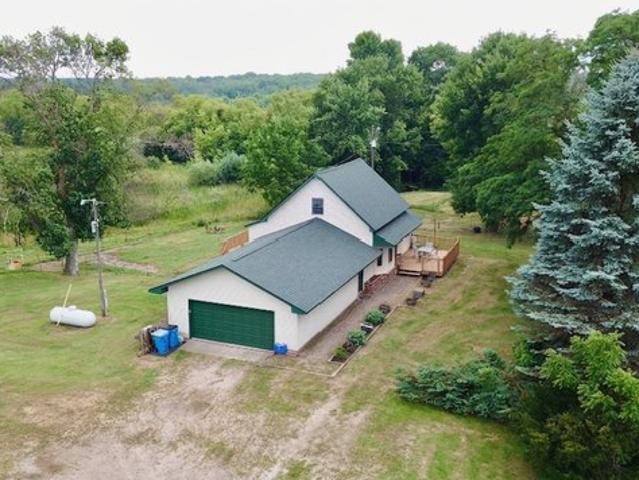 46295 Acacia Trl, Stanchfield, MN 55080