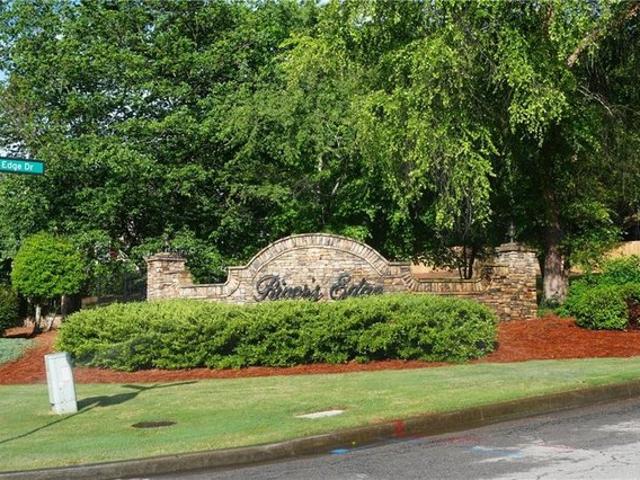 4629 Breakwater Dr, Gainesville, GA 30506