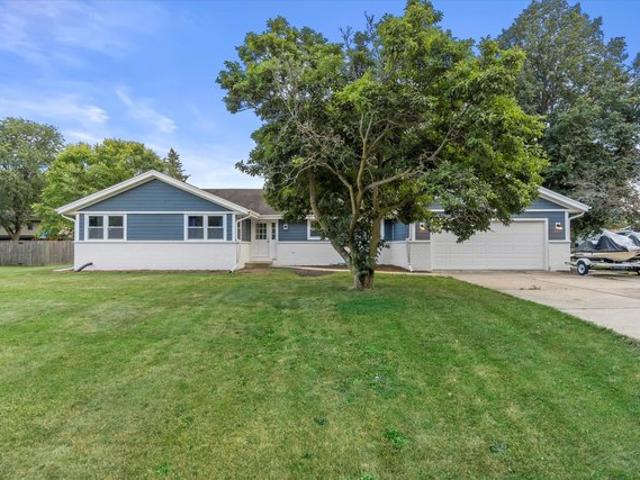 4629 Phoebe Ln, Mount Pleasant, WI 53405