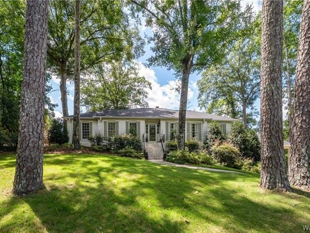 4629 White Dogwood Ln, Northport, AL 35473