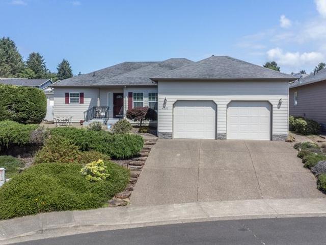 4620 NE Union Loop, Lincoln City, OR 97367