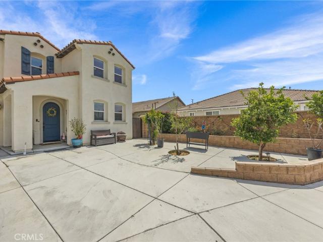 4620 Belleview Ct, Jurupa Valley, CA 92509 | MLS #CV26062 | Compass