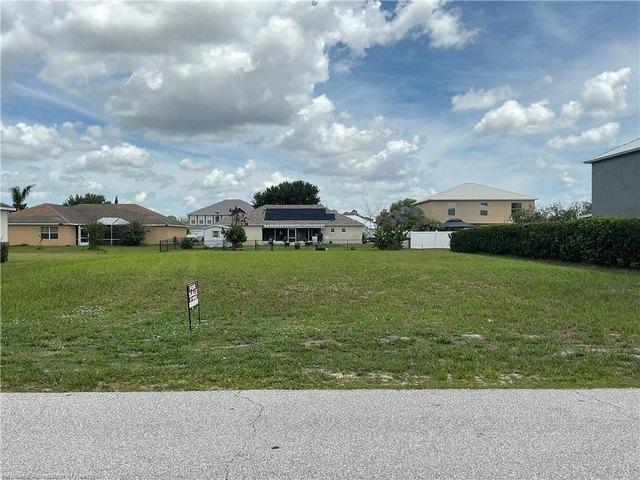 4620 Boston St, Sebring, FL 33872