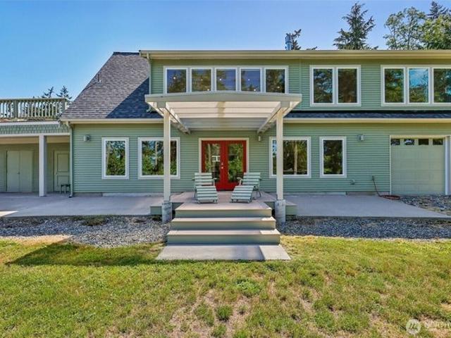 4620 Evenstar Ln, Freeland, WA 98249