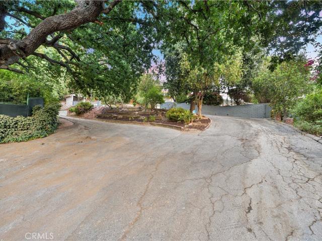 4620 Encino Ave, Encino, CA 91316 | MLS #SR25244 | Compass